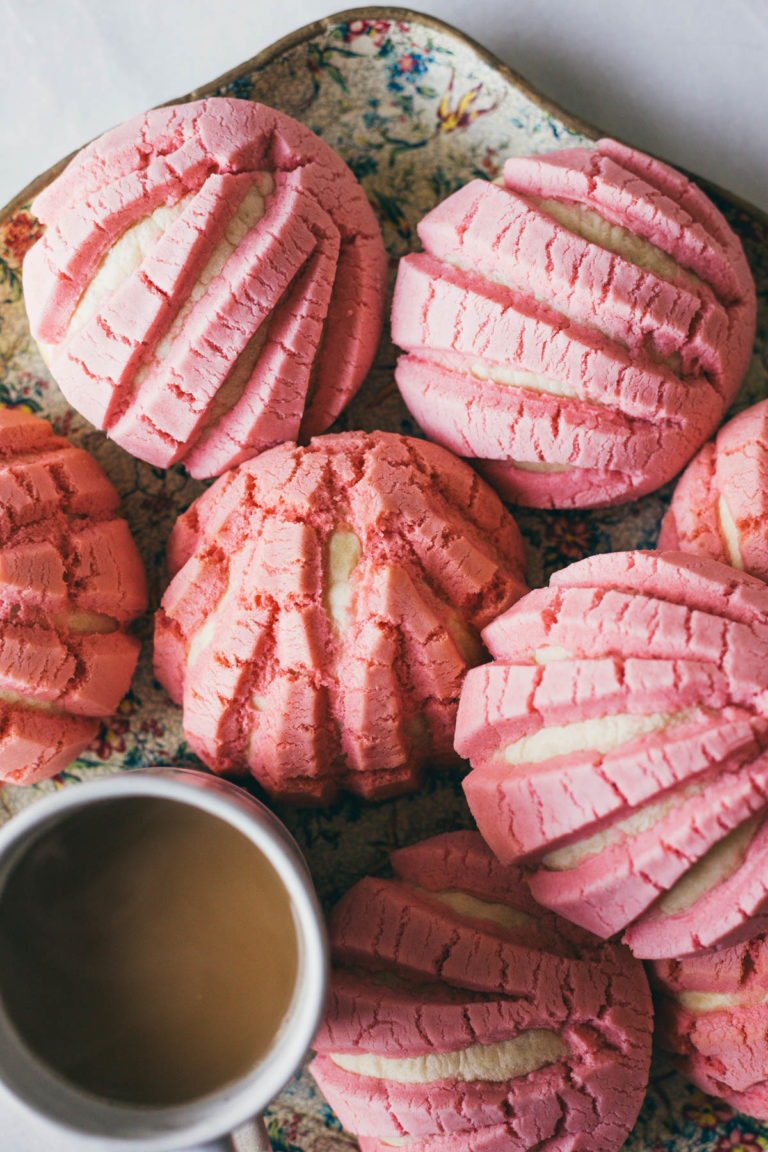 Pink Conchas Pan Dulce #pandulce #conchas #mexicansweetbread - Olive ...